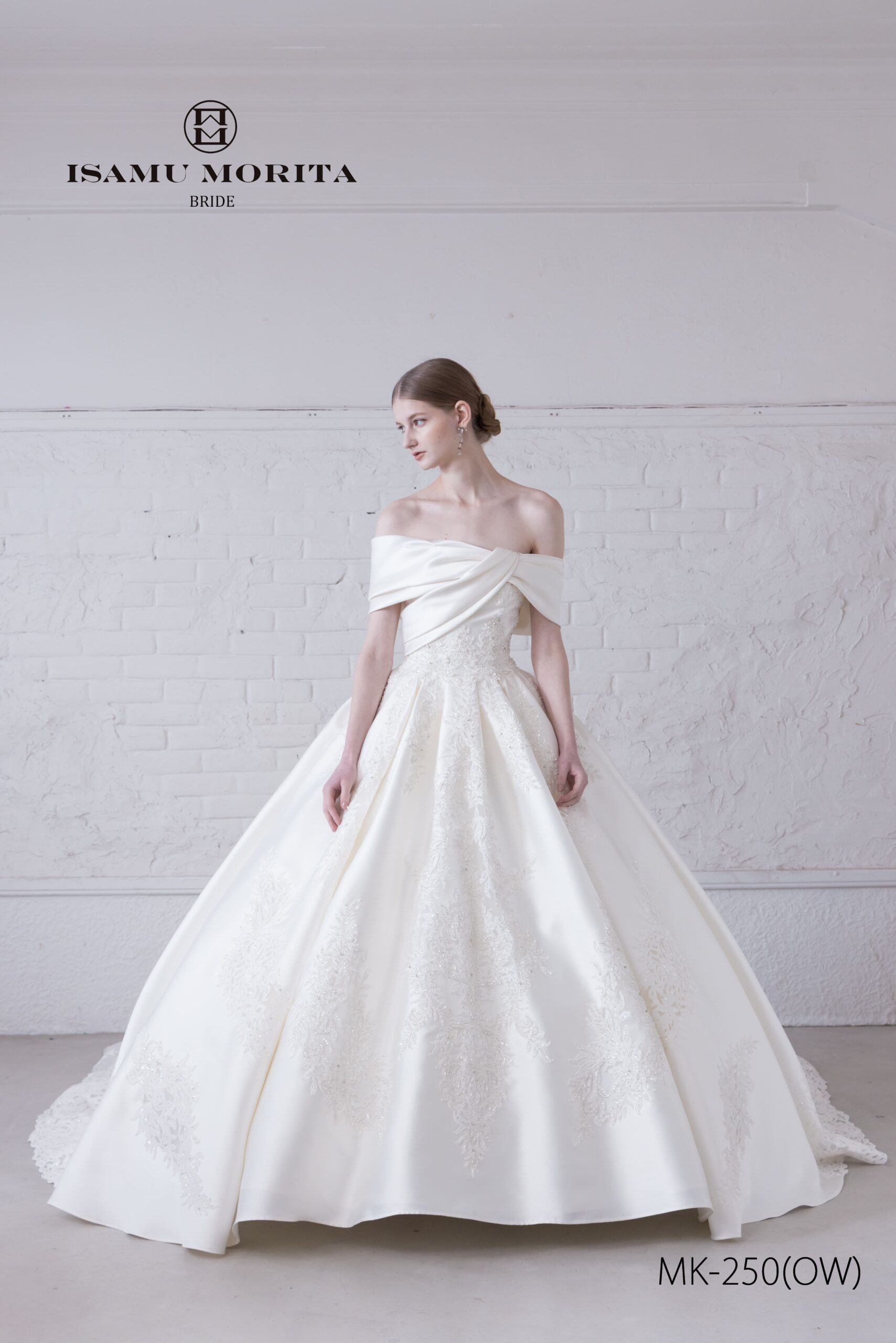 MK-250(OW) ウェディングドレス｜ISAMU MORITA